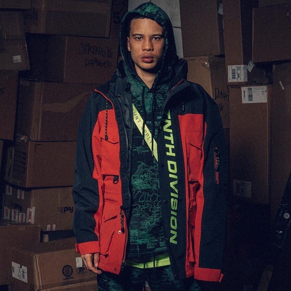 10.Deep | Jackets & Coats | Deep Offpiste Anorak Red Black | Poshmark